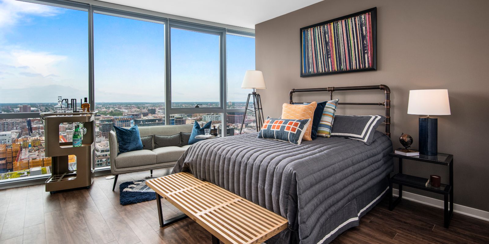 Photo Gallery | Luxury West Loop Apartments | 727 West Madison ...